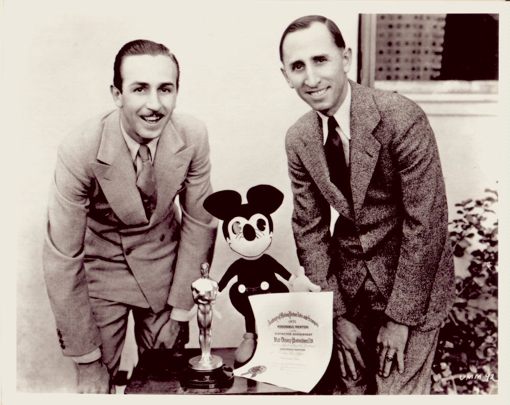 5 Leadership Qualities We Learned From Walt Disney